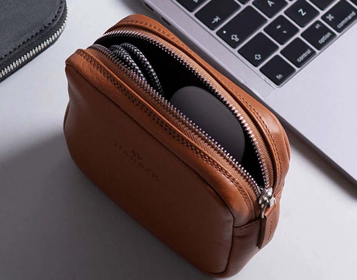 Leather Dopp Kits | Free Fast Delivery | Harber London