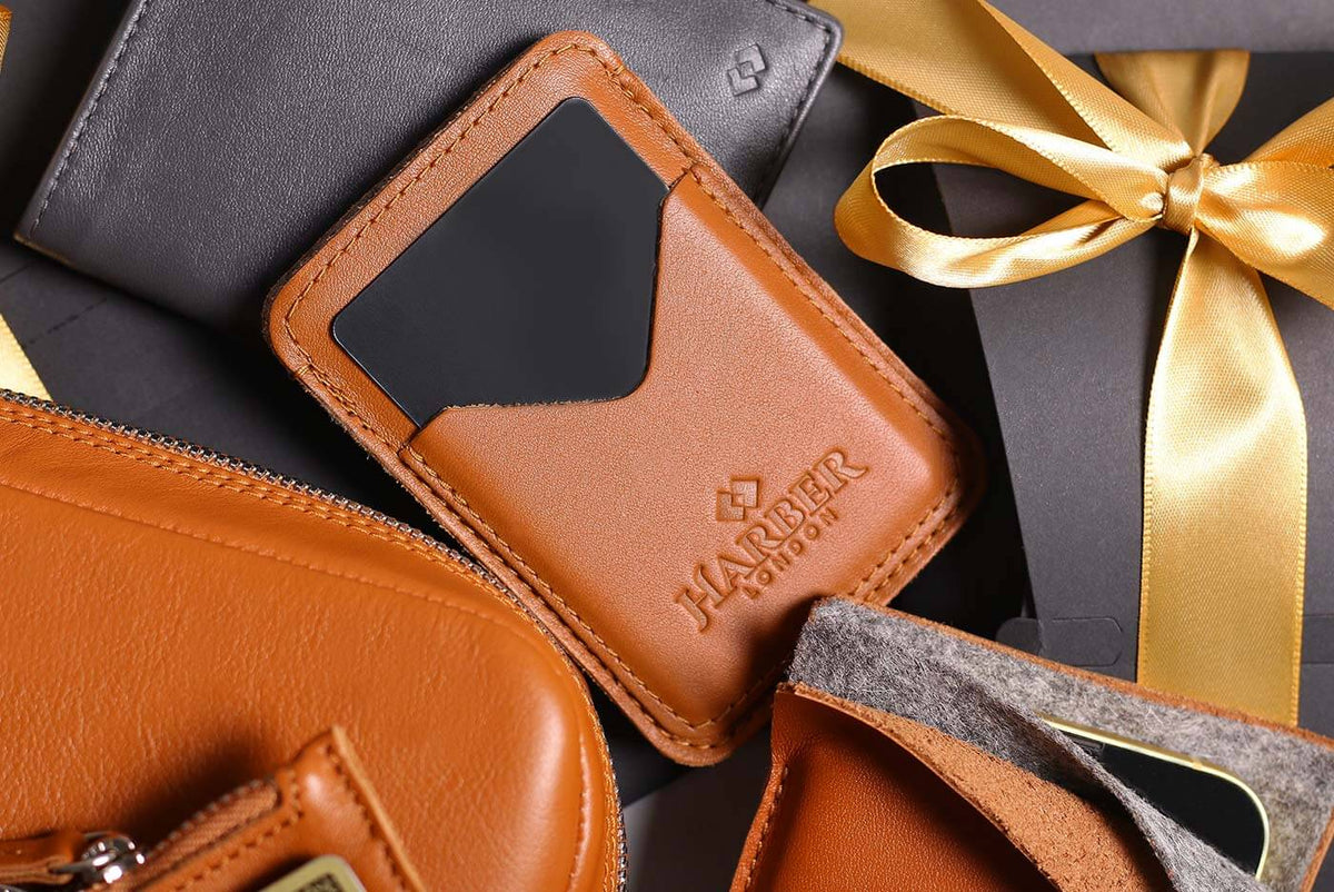 Harber London | Handcrafted leather goods: Wallets, Sleeves & Bags