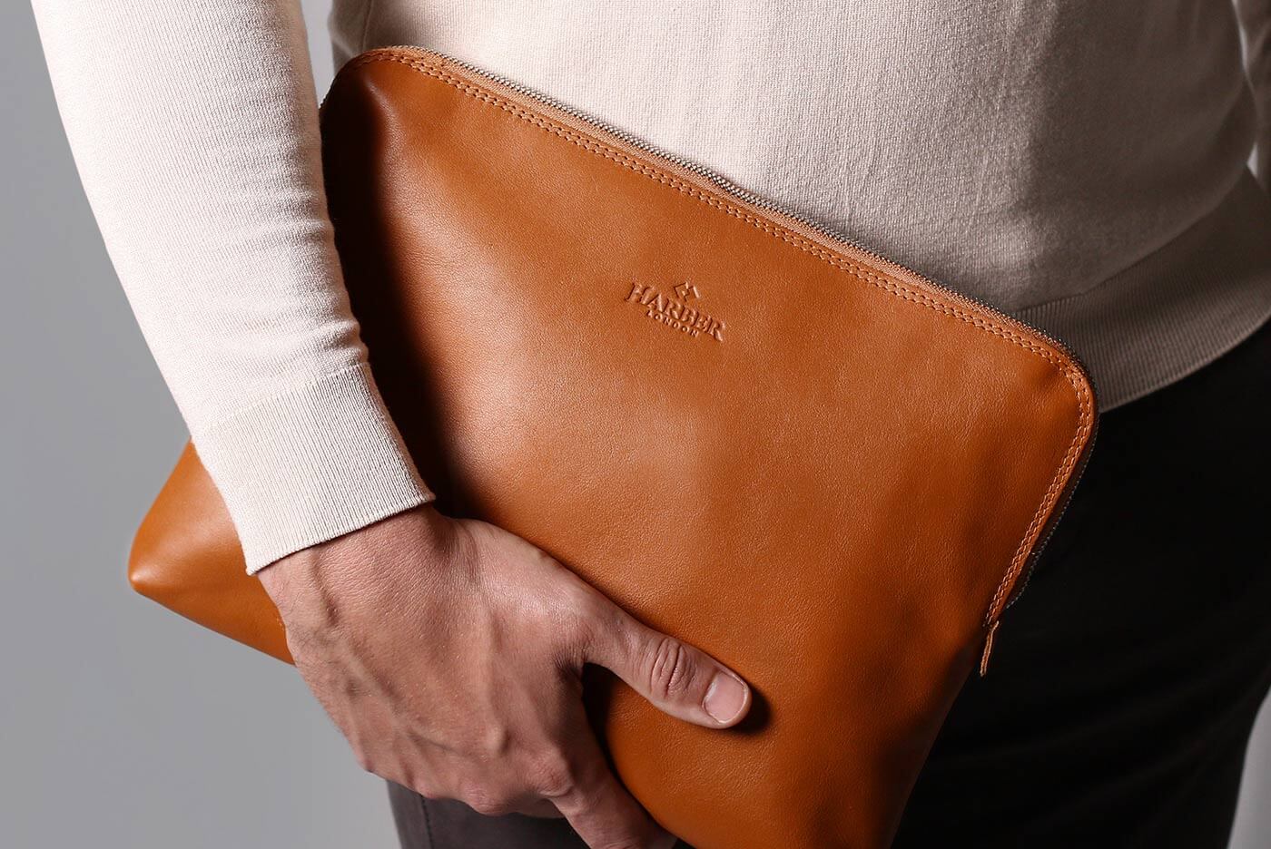 Harber London | Handcrafted leather goods: Wallets, Sleeves & Bags