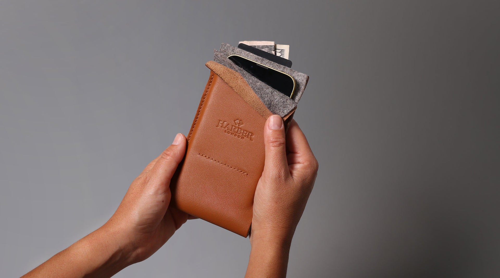 Slim Wallet Sleeve Case for Smartphones | Harber London