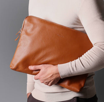 Harber London | Handcrafted leather goods: Wallets, Sleeves & Bags