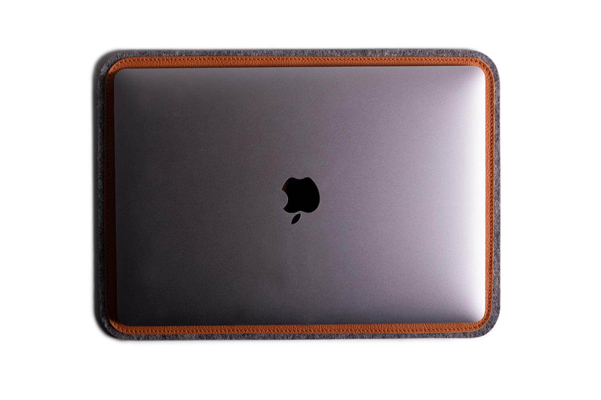 Leather MacPad for 13" and 16" Laptops | Harber London
